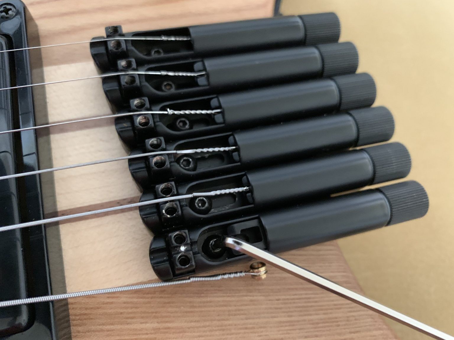 How to Set the Intonation on Your Headless Guitar/ Bass ...